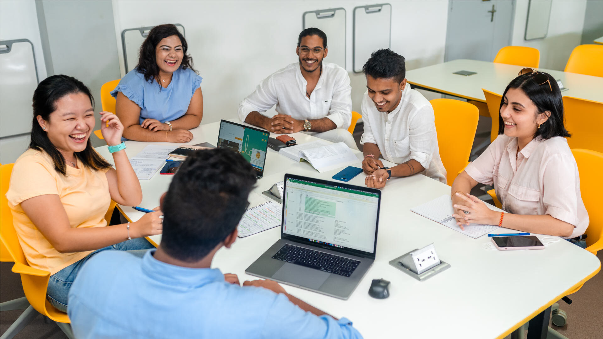 Contact Us | Curtin Mauritius