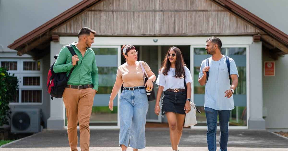 Campus transfer program | Curtin Mauritius